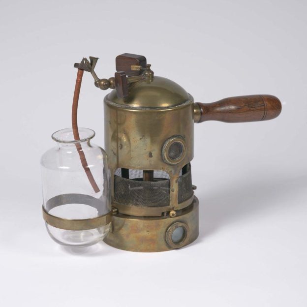 Hunterian Museum | Surgical Instrument Collection